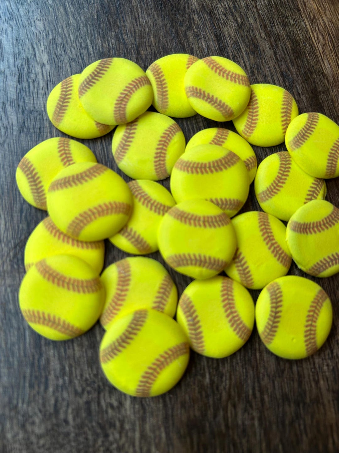 20 Sugar Decor Softballs , Sugar Softballs, Mini Softball Icing ...