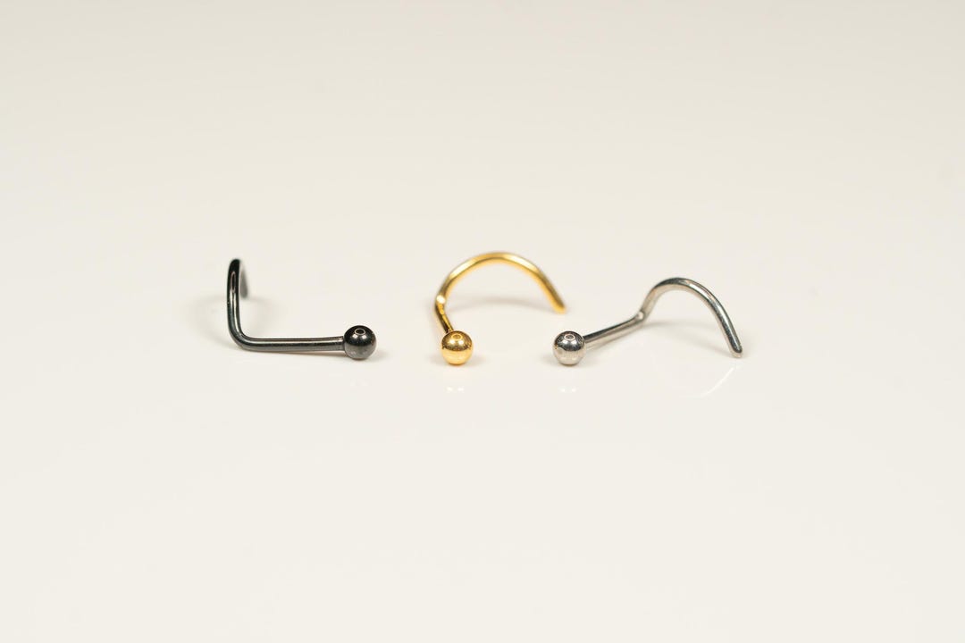 20G, 18G Tiny Ball Stud Nose Ring Nose Stud Nose Screw Corkscrew Back ...