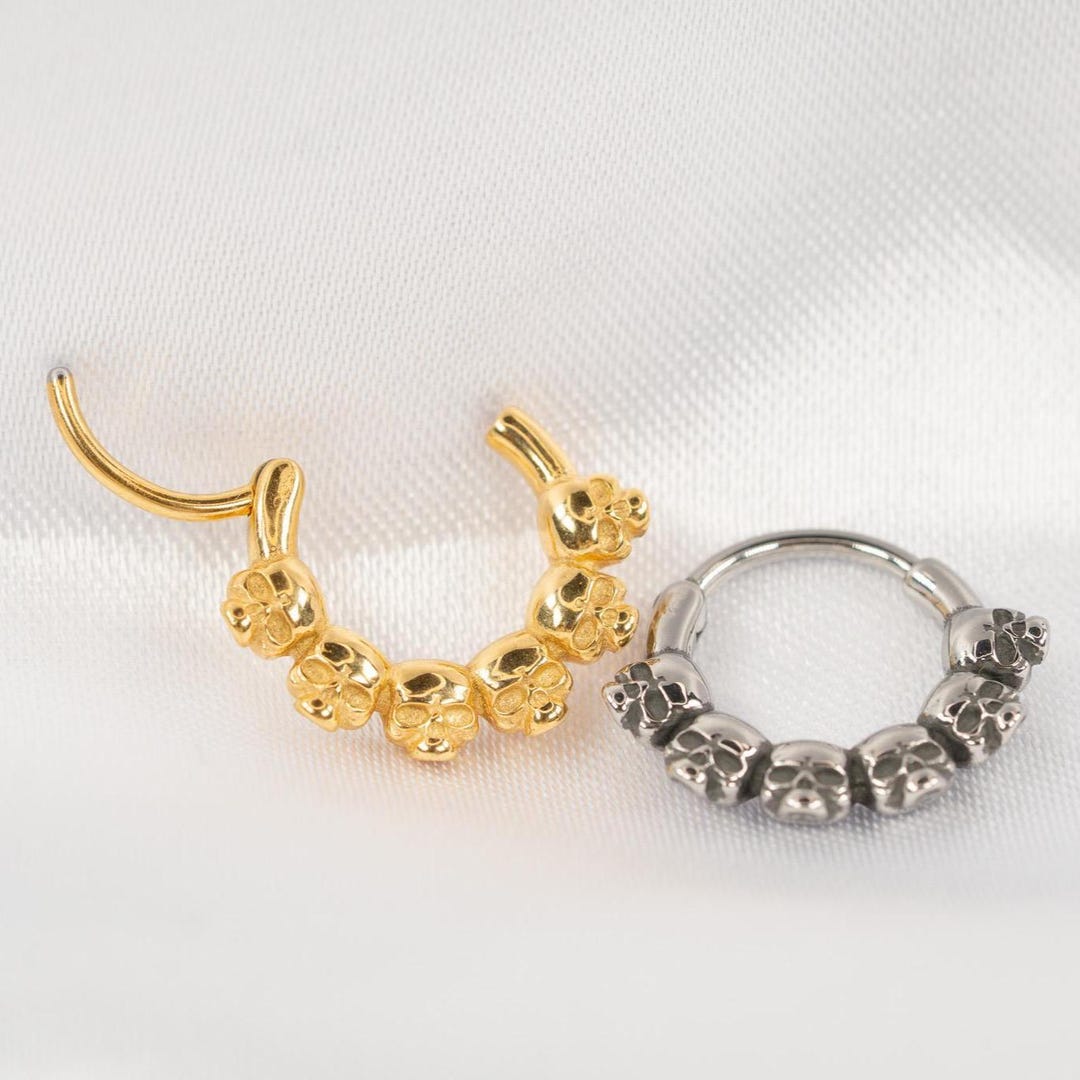 16G Gothic Skulls Septum Ring, Titanium Clicker Hoop, Nose Ring, Daith ...