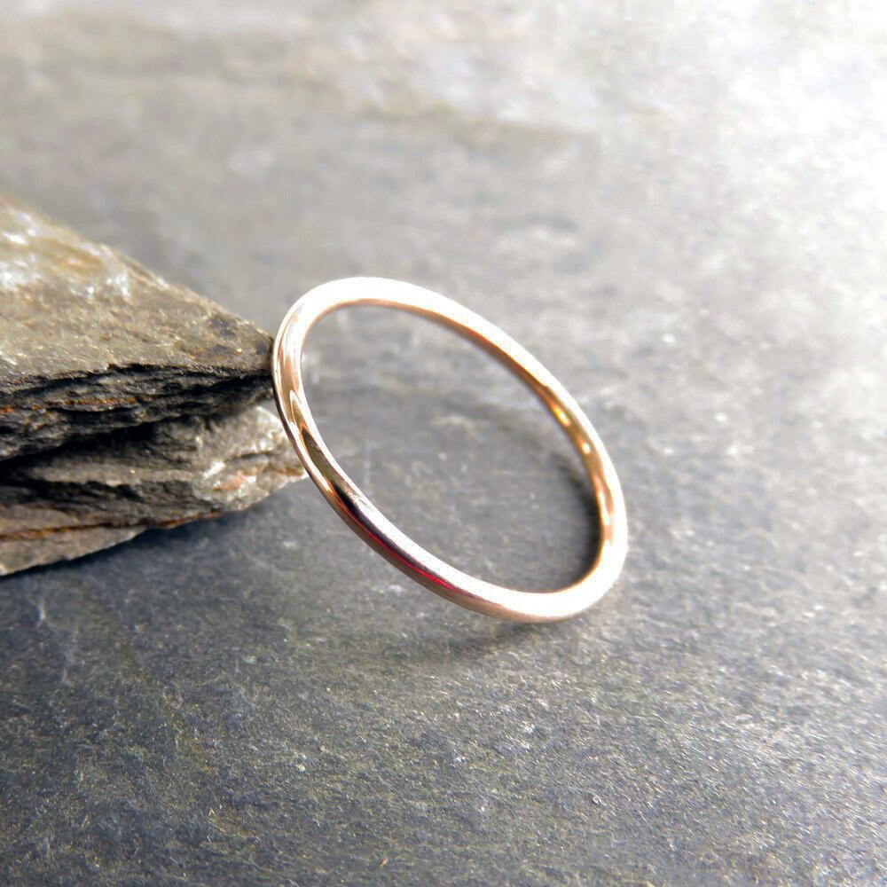 Ultra thin rose gold wedding band store