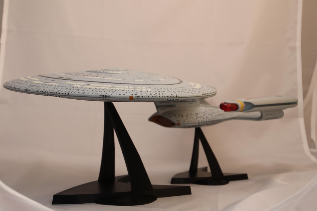 Star Trek Diamond Select USS Enterprise-d Repacement Dual Display Stand ...