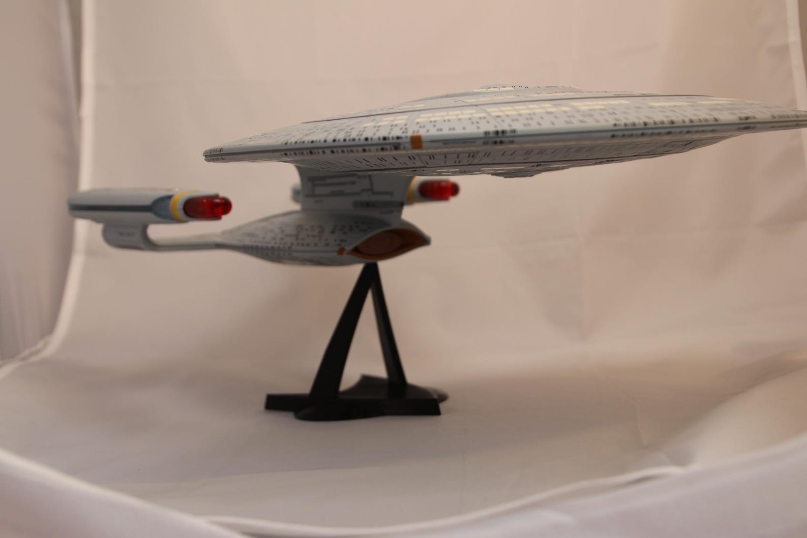 Star Trek Diamond Select USS Enterprise-d Repacement Dual Display Stand ...