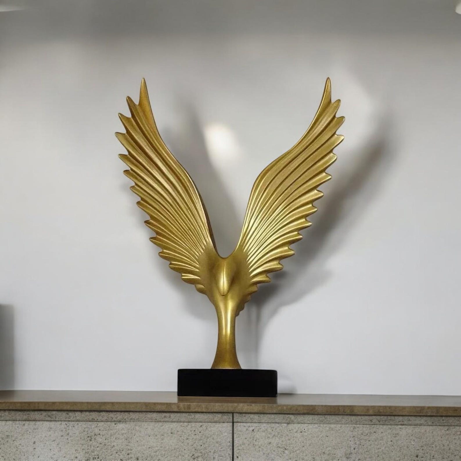Resin Angel Wing Statue: Abstract Gold Eagle Sculpture, Home Decor (22 ...
