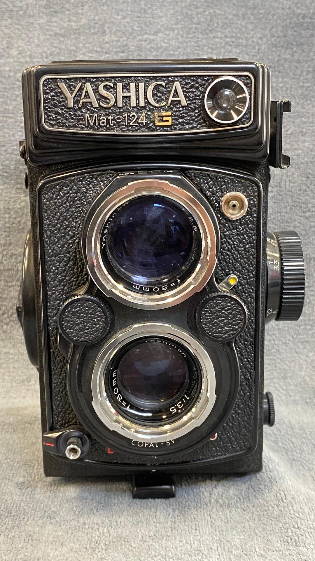 Vintage Yashica Mat 124G TLR Camera: Medium Format 6x6 Film, Tested ...