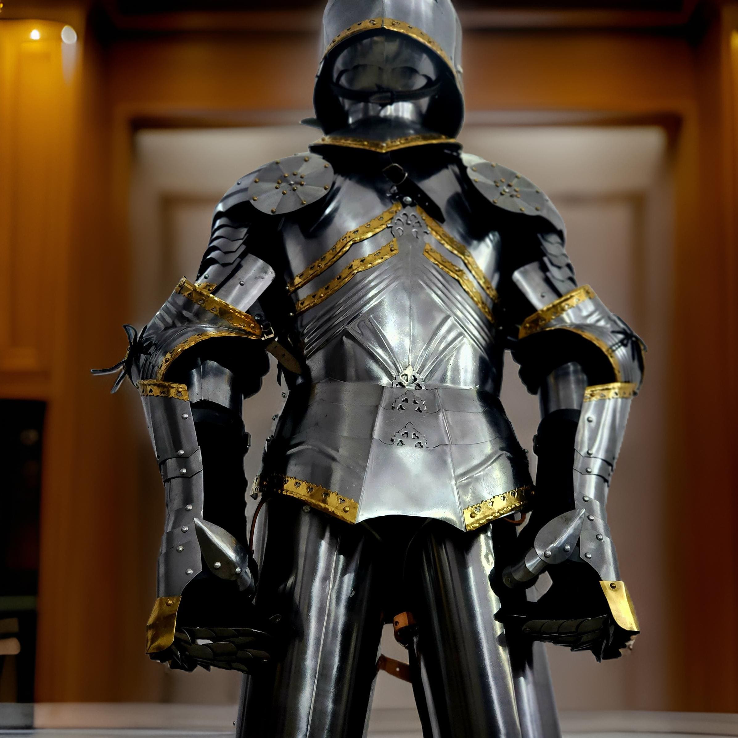German Gothic Full Armor Suite 15th Century - Medieval Full Body Armor ...