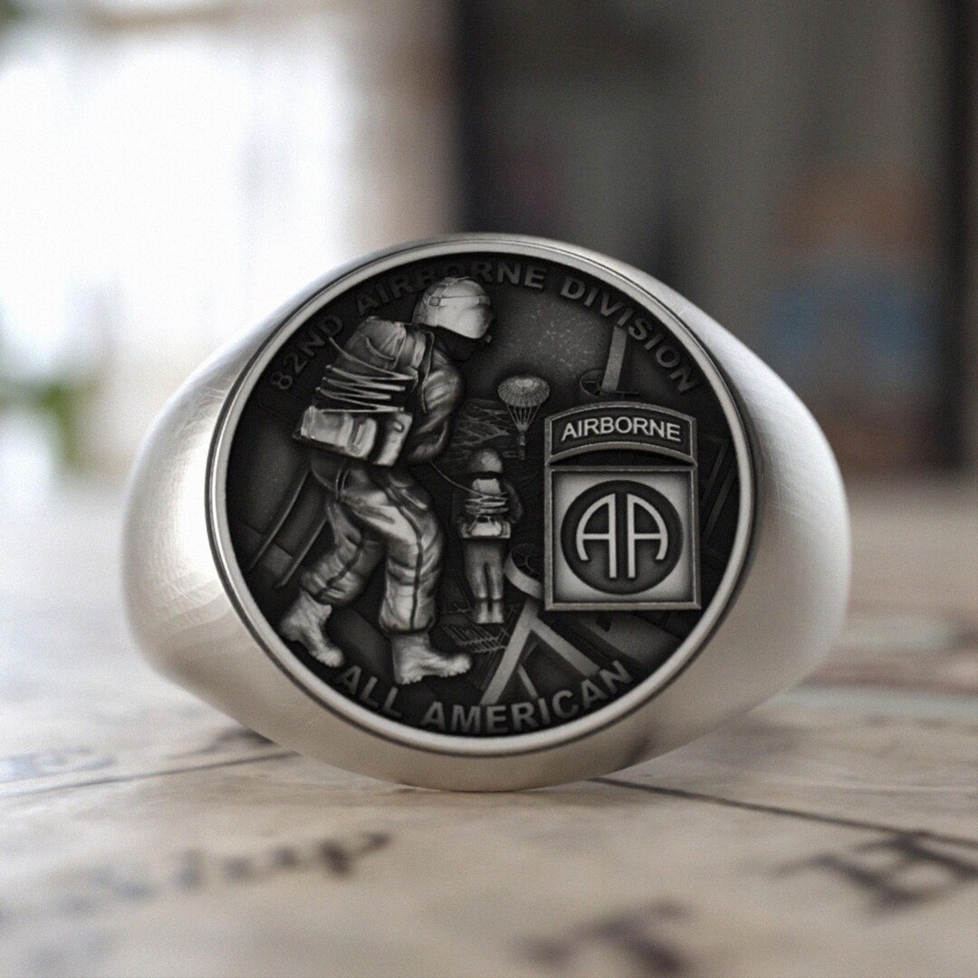 82nd Airborne Soldier Signet Ring Chunky Veteran Ring Handmade in USA ...