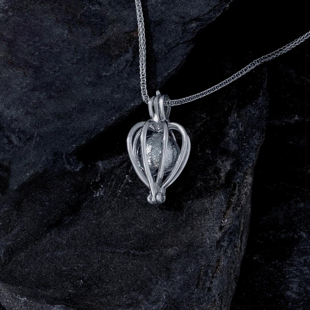 Meteorite Bead Heart Cage Necklace - Etsy