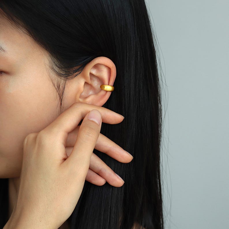 Chunky Minimalist Ear Cuff, No Piercing Cartilage Jewelry, Gold Silver ...