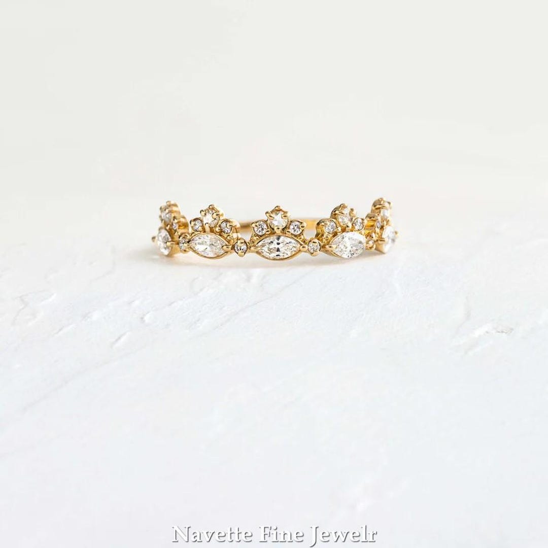 Crown Shape Diamond Ring, Unique Style Diamonds Setting Moissanite Ring ...