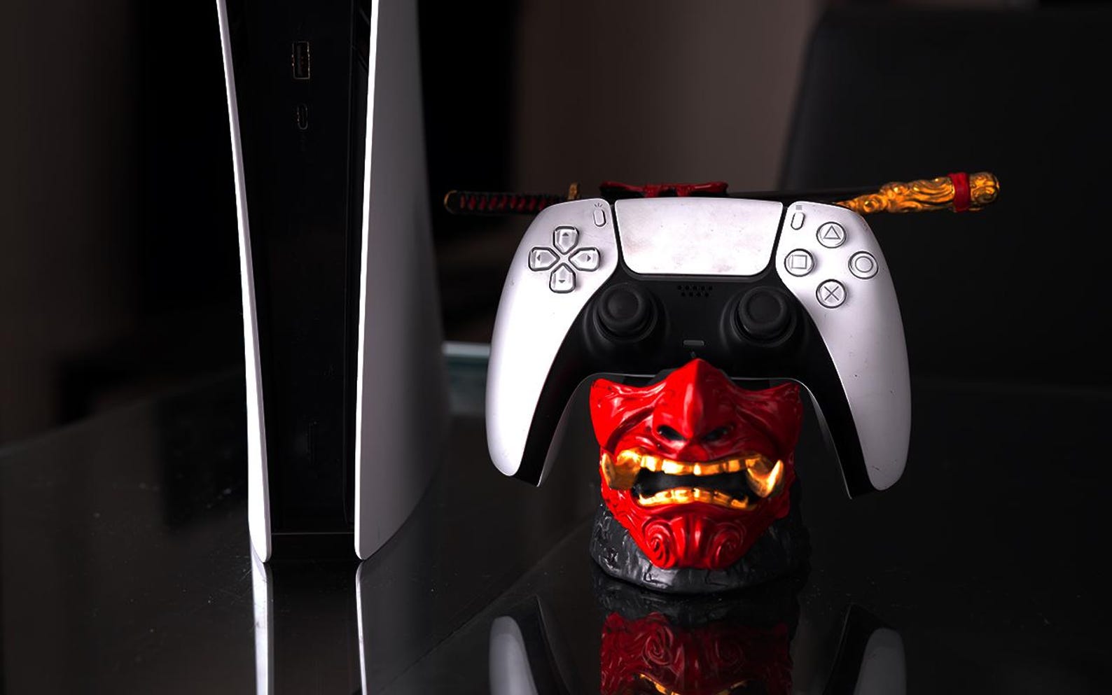 Samurai Gaming Controller Holder – Stylish Stand for Gamepads ...