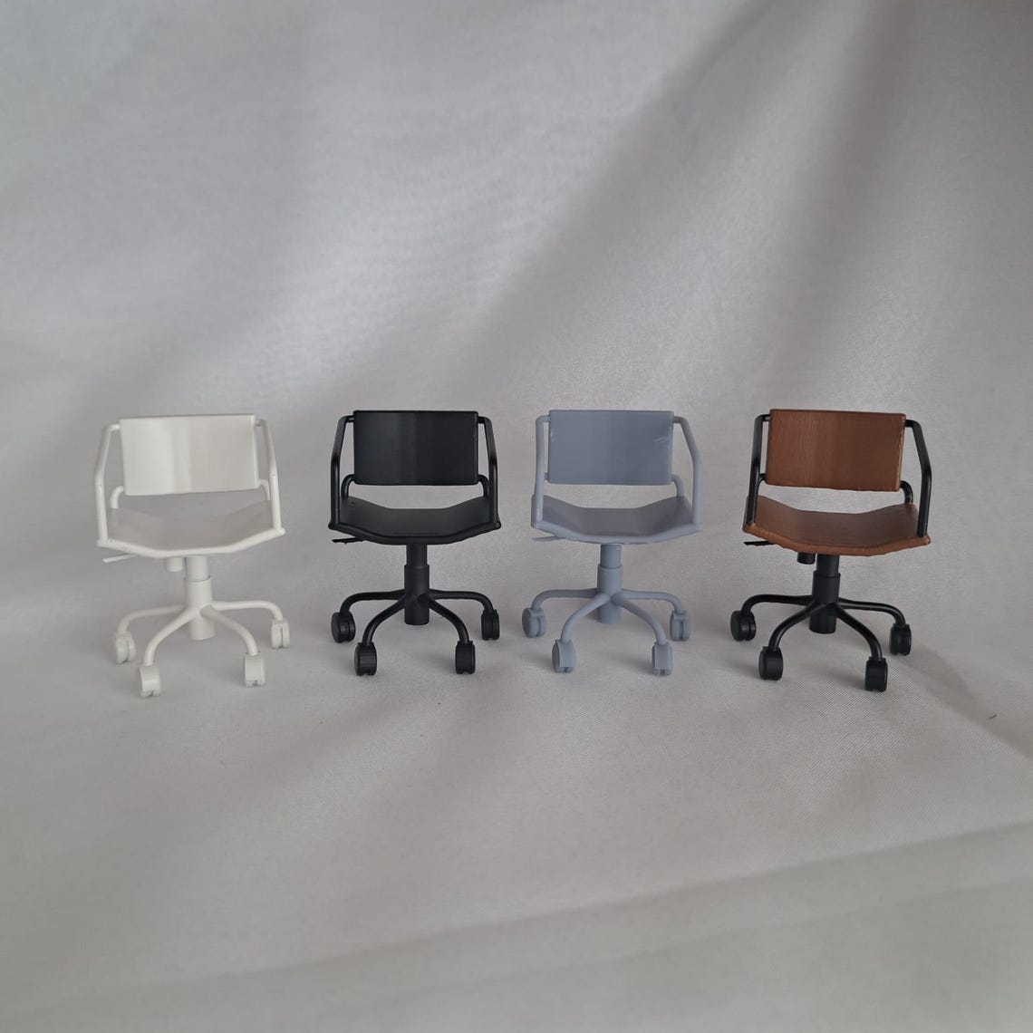 Office Chair 1:12 Miniature Scale Modern Swivel Desk Chair Dollhouse ...