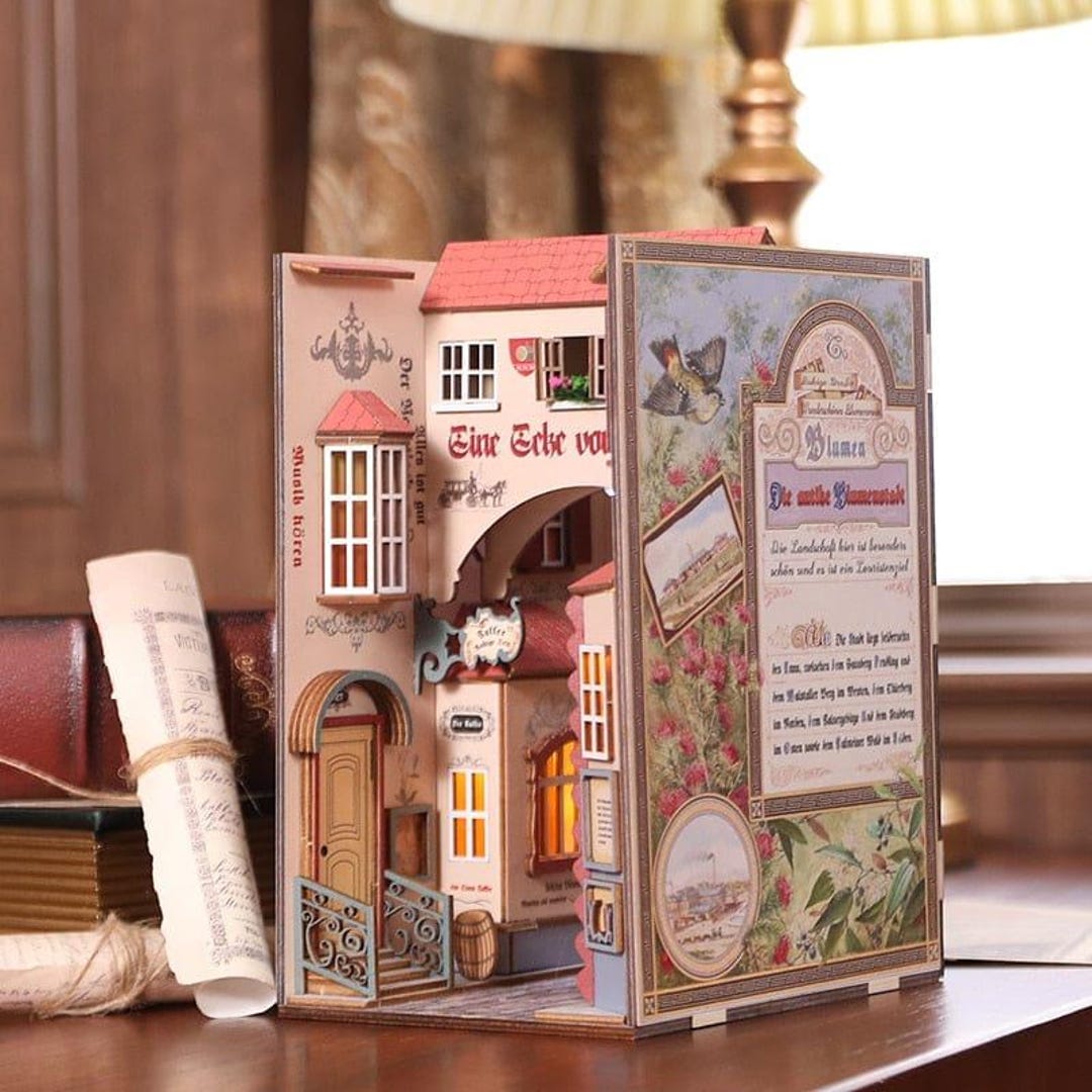 Book Nook Romantic - Etsy