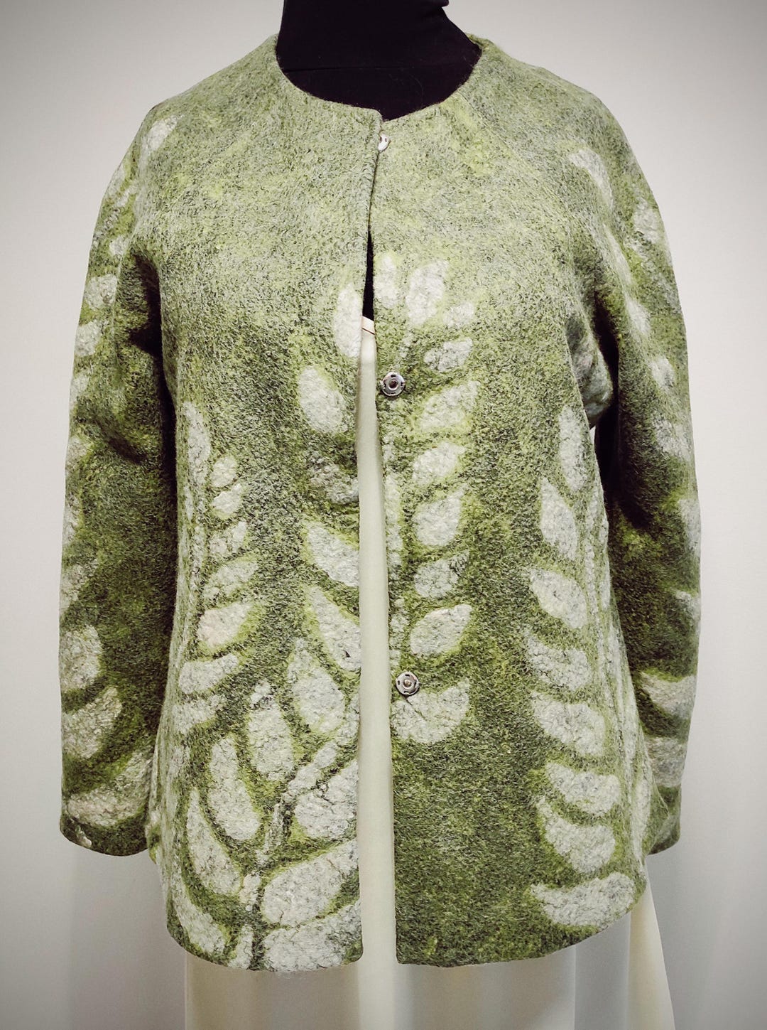 Chaqueta de fieltro Nuno hecha a mano - Prenda de arte única - Lana ...