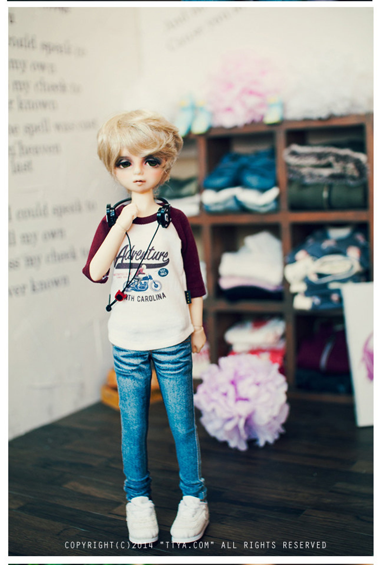 MSD Adventure Raglan T-shirts wine - Etsy