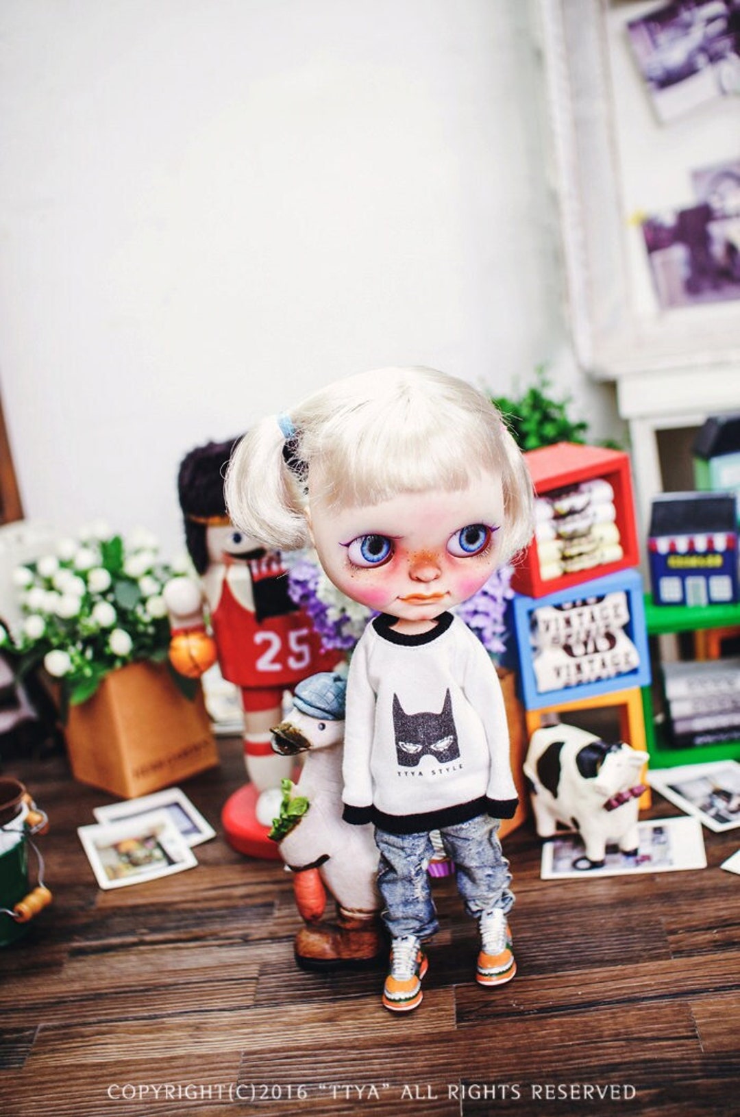 Blythe TTYA Batman MTM - Etsy