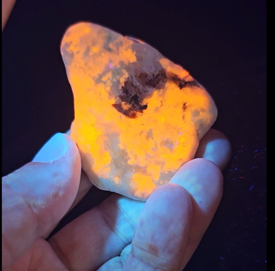 Hackmanite Uv-reactive Tenebrescent Polished Slab - 31g Mineral ...