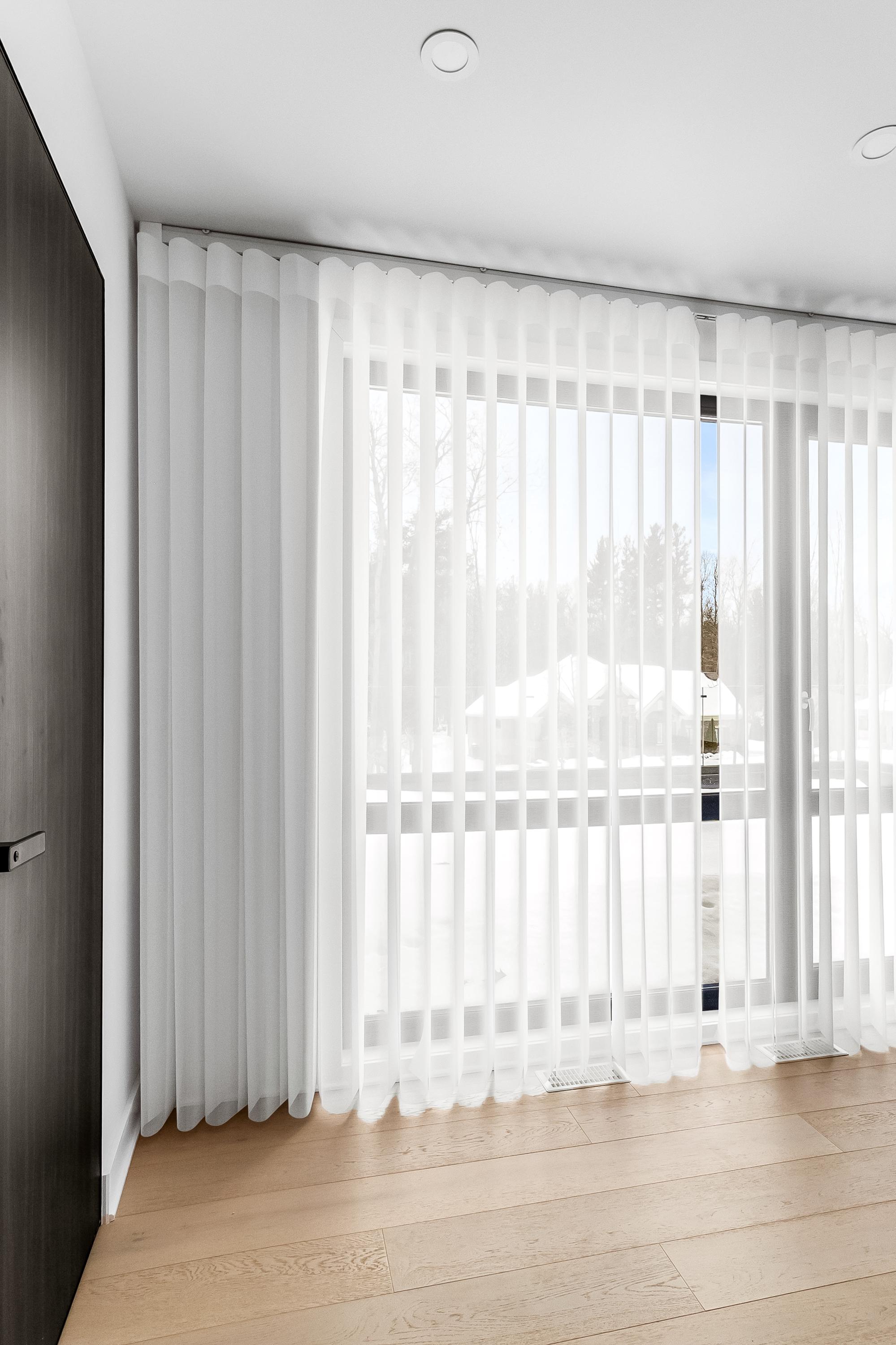 Motorized 50% Blackout Luxury Sheer Vertical Curtains Versatility of ...