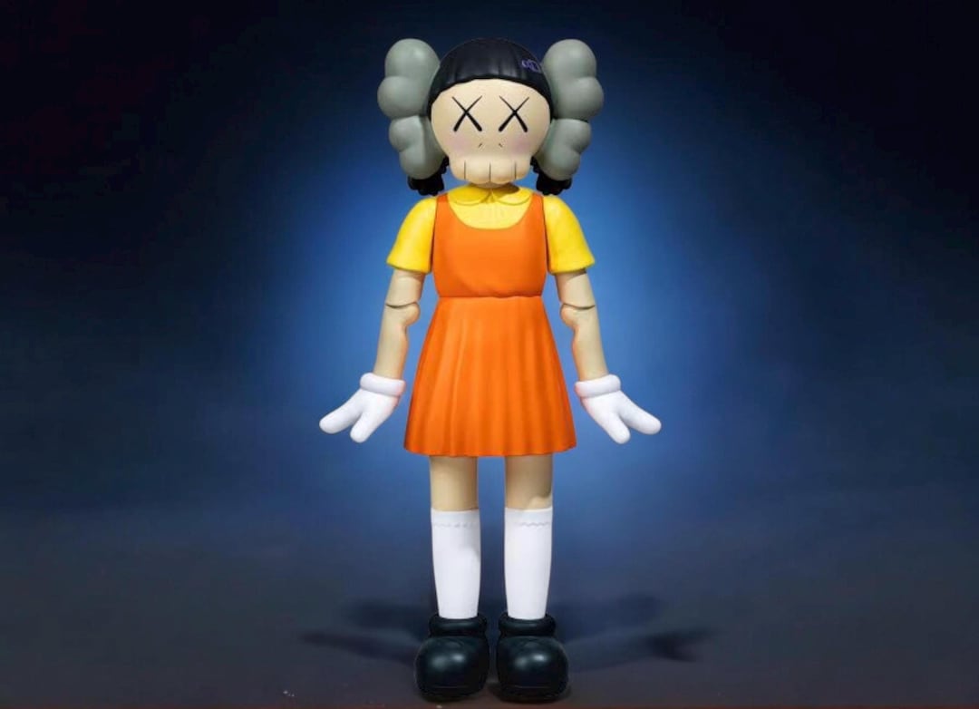 KAWS X Squid Game Girl Figurine - 20cm Art Toy Sculpture - Limited ...