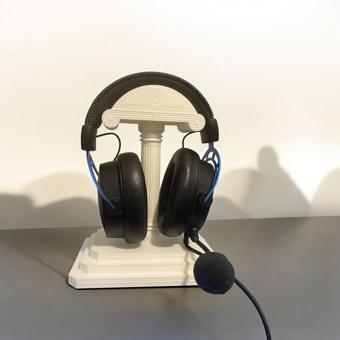 Greek Statue Headphone Stand, 3D Printed Ancient Bust Holder ...