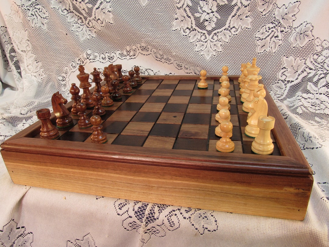Handmade Walnut Chess Set, 1830s Barn Wood, Carved Staunton Pieces - Etsy