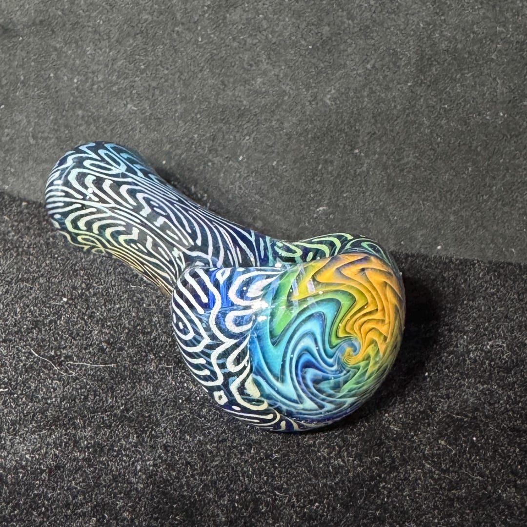 Fume Etch Pattern Glass Spoon Pipe With Color Changing Fume Rainbow ...