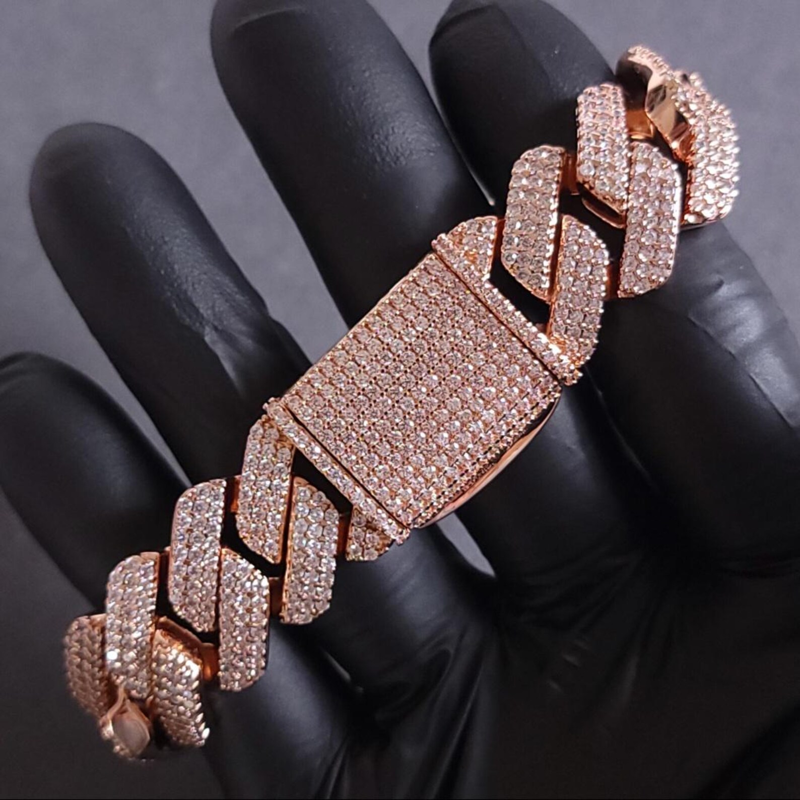 18mm 3 Row Diamond Prong Link Bracelet Heavy Cuban Link Bracelet Custom ...