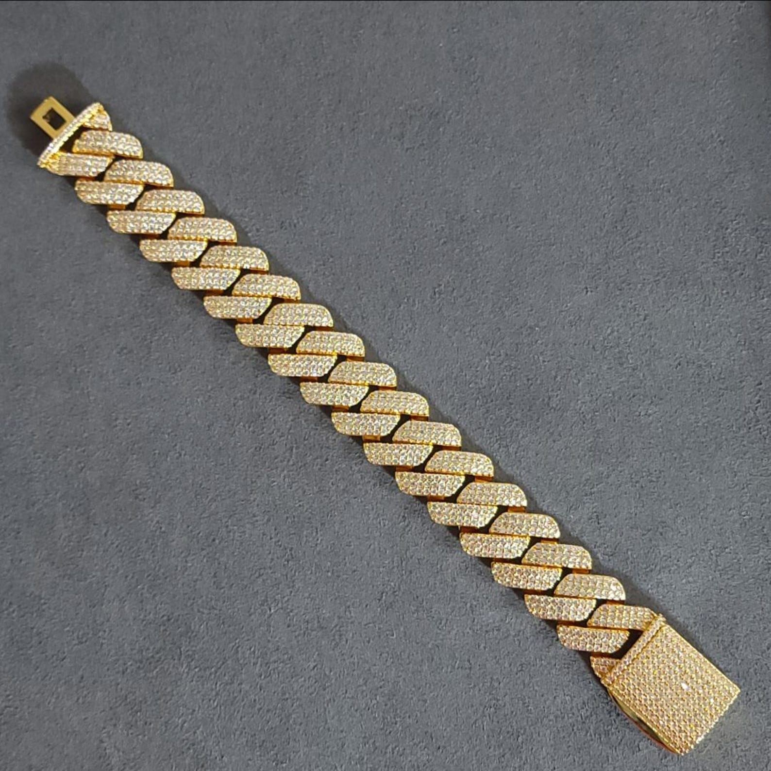 18mm 3 Row Diamond Prong Link Bracelet Heavy Cuban Link Bracelet Custom ...