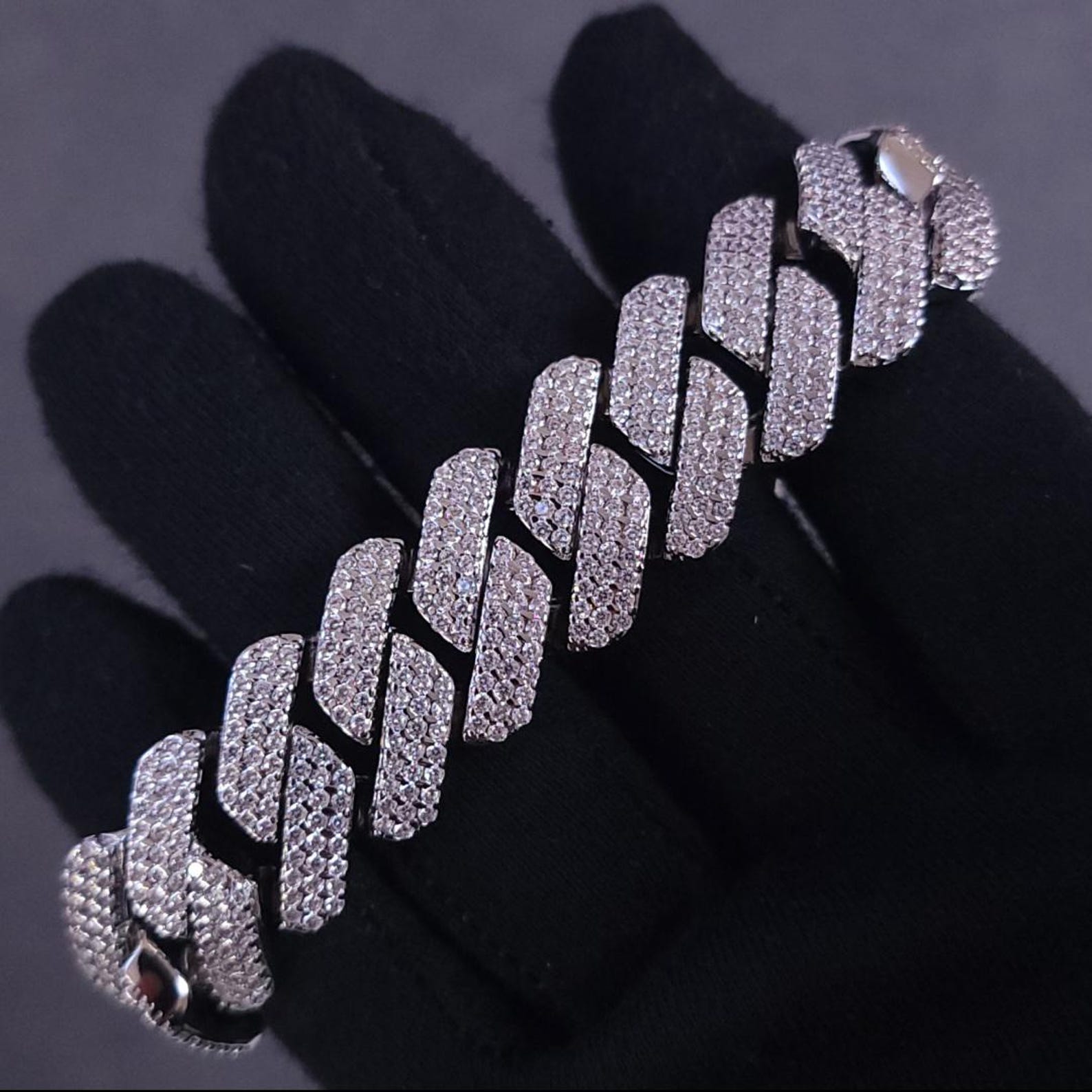 18mm 3 Row Diamond Prong Link Bracelet Heavy Cuban Link Bracelet Custom ...