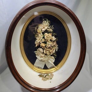 Large Oval Walnut Victorian Shadow Box Frame With Bouquet - Etsy
