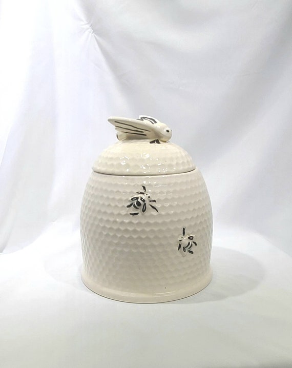Vintage White Honey Comb Beehive Cookie Jar With Bee on the - Etsy