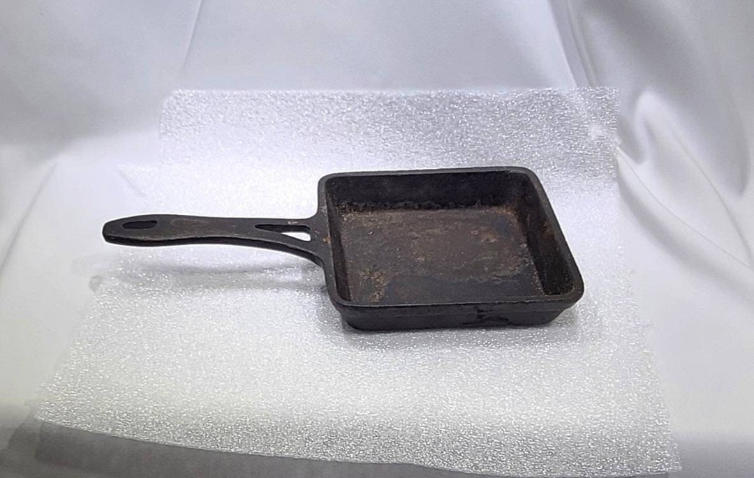 Small Square Cast Iron Skillet 5.5 Inches Square, Cook's Tools Cast ...
