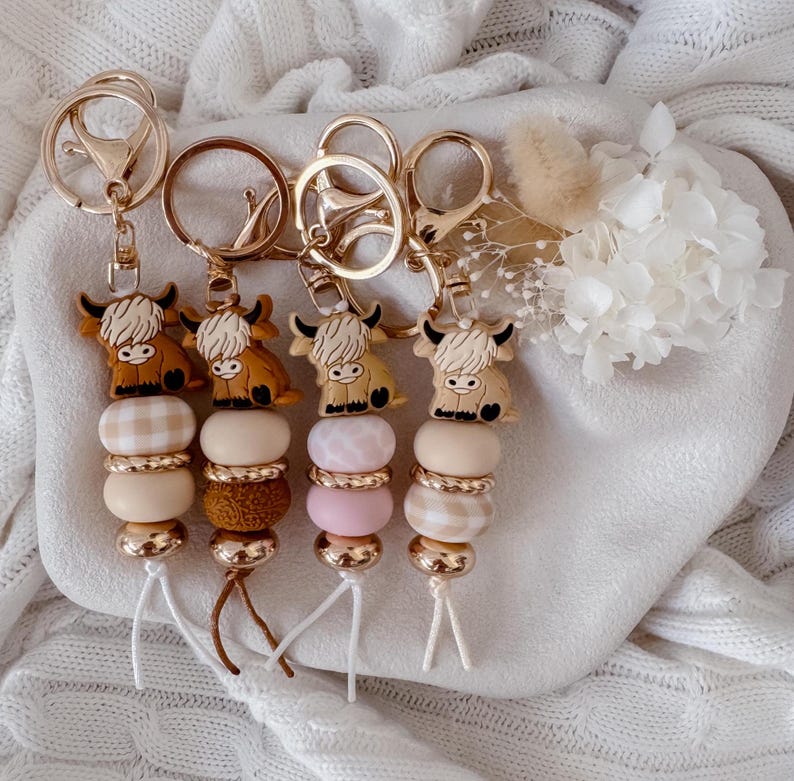 Highland Cow Keychain / Bag Tag / Key Ring With Lobster Clip / Gold ...