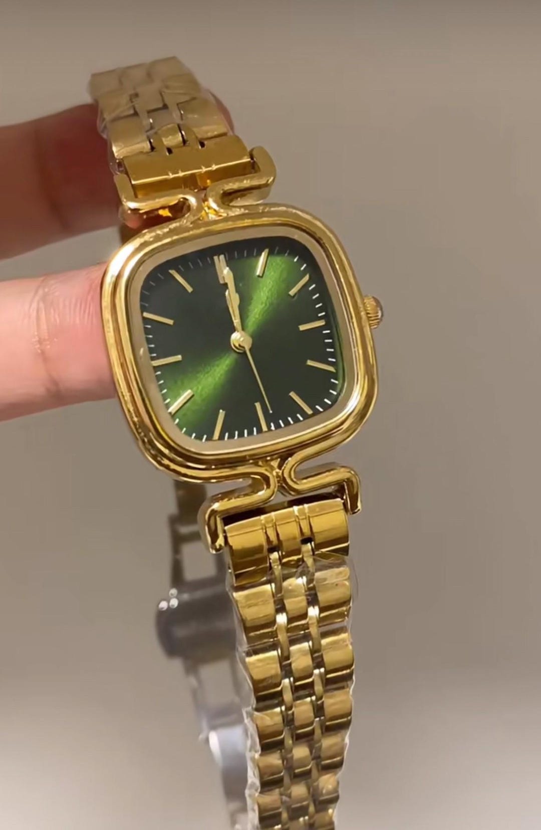 Square Emerald Green Face Gold Bracelet Watch - Etsy