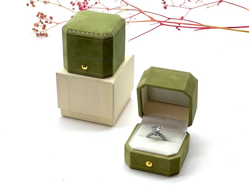 Vintage Velvet Ring Box: Light Green Octagonal Jewelry Storage - Etsy