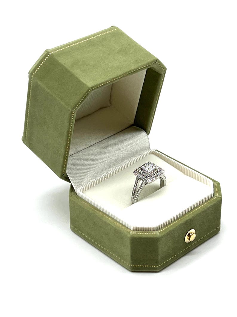 Vintage Velvet Ring Box: Light Green Octagonal Jewelry Storage - Etsy