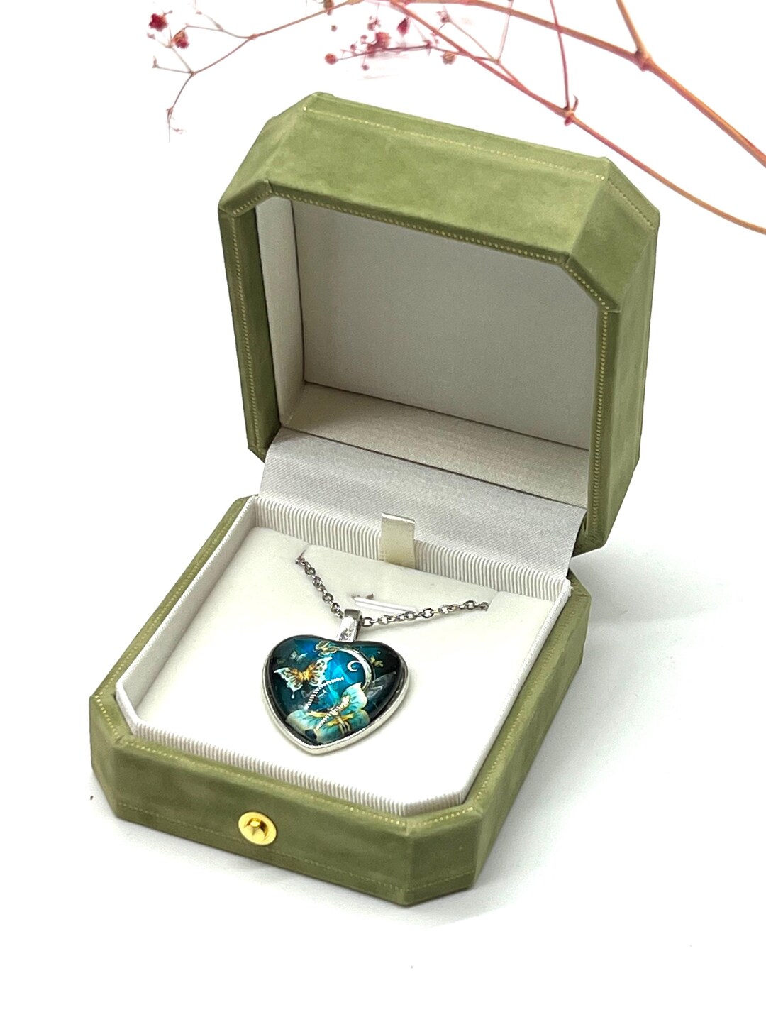 Vintage Light Green Velvet Jewelry Box: Octagonal Pendant & Earring ...