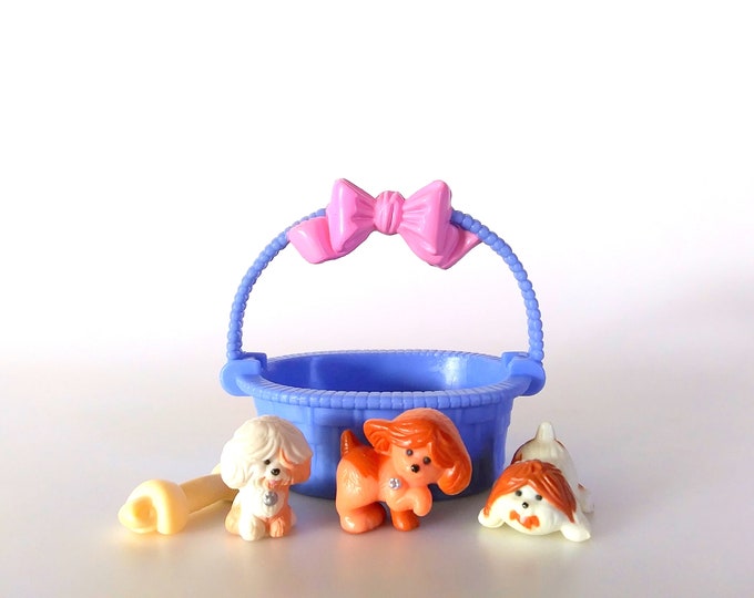 Vintage Littlest Pet Shop Paw Print Club Mail Order Baby Puppies in a ...