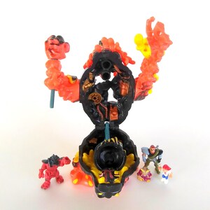Mighty Max Playset Melts Lava Beast Battle Warriors Bluebird Toys 1994 ...