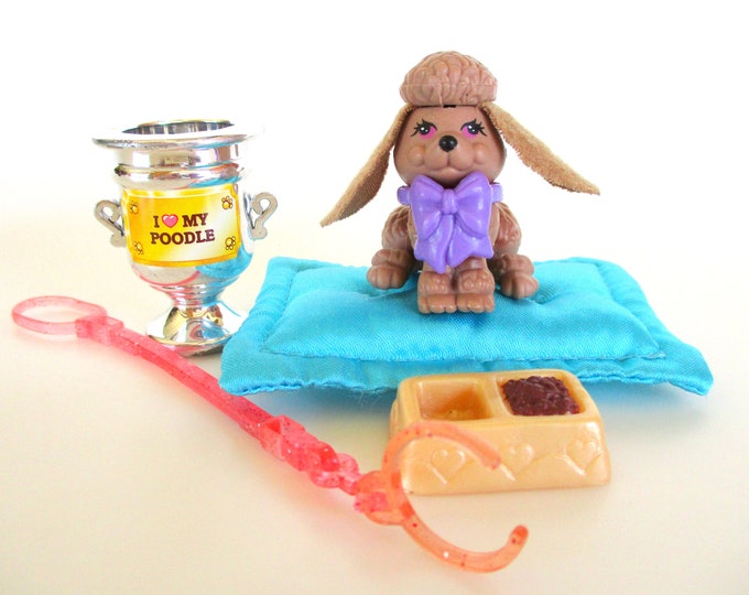 Vintage Littlest Pet Shop Fancy Poodle With Comfy Cushion Dog Playset ...