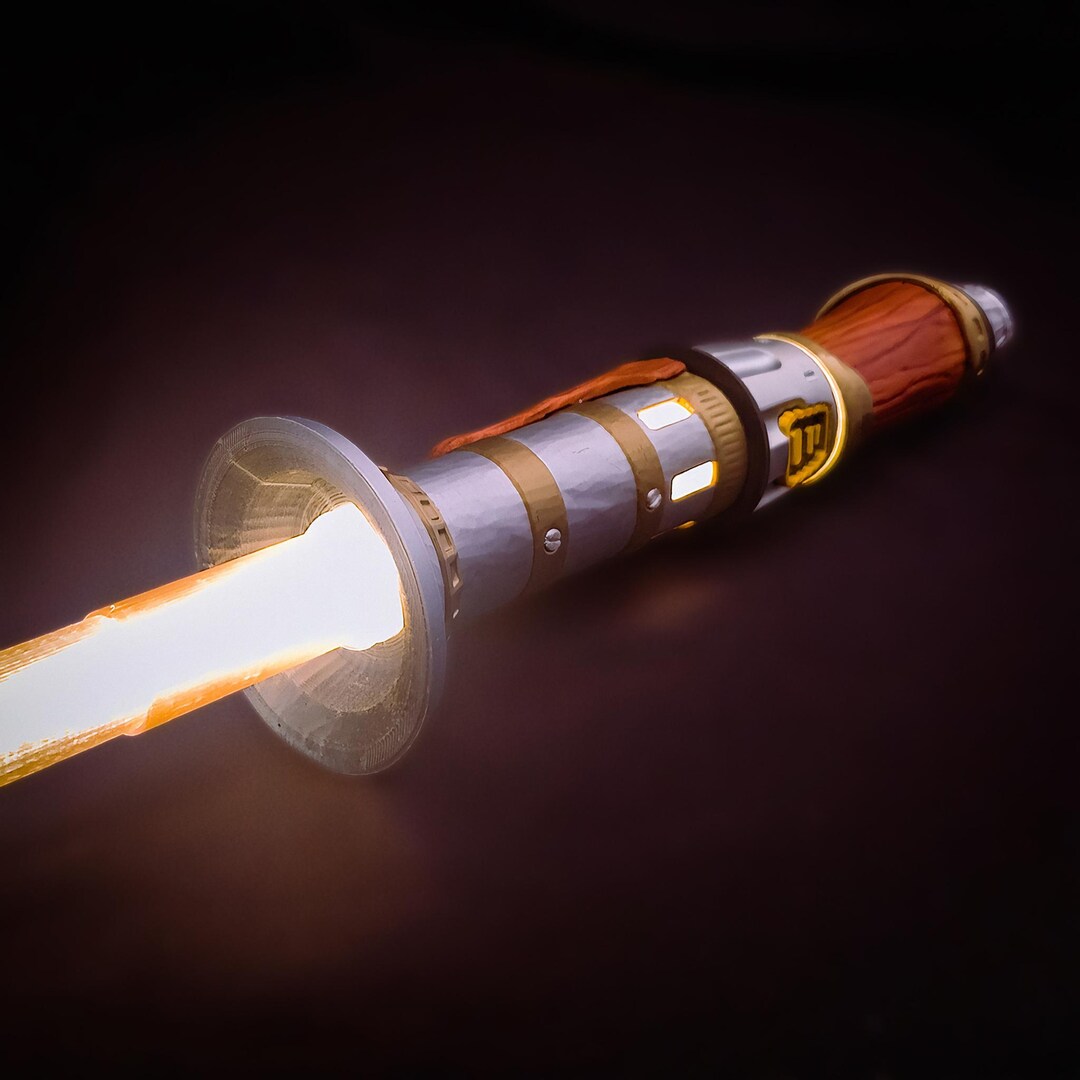 Gunslinger Saber: A Western-inspired Lightsaber for Cosplay, Collectors ...