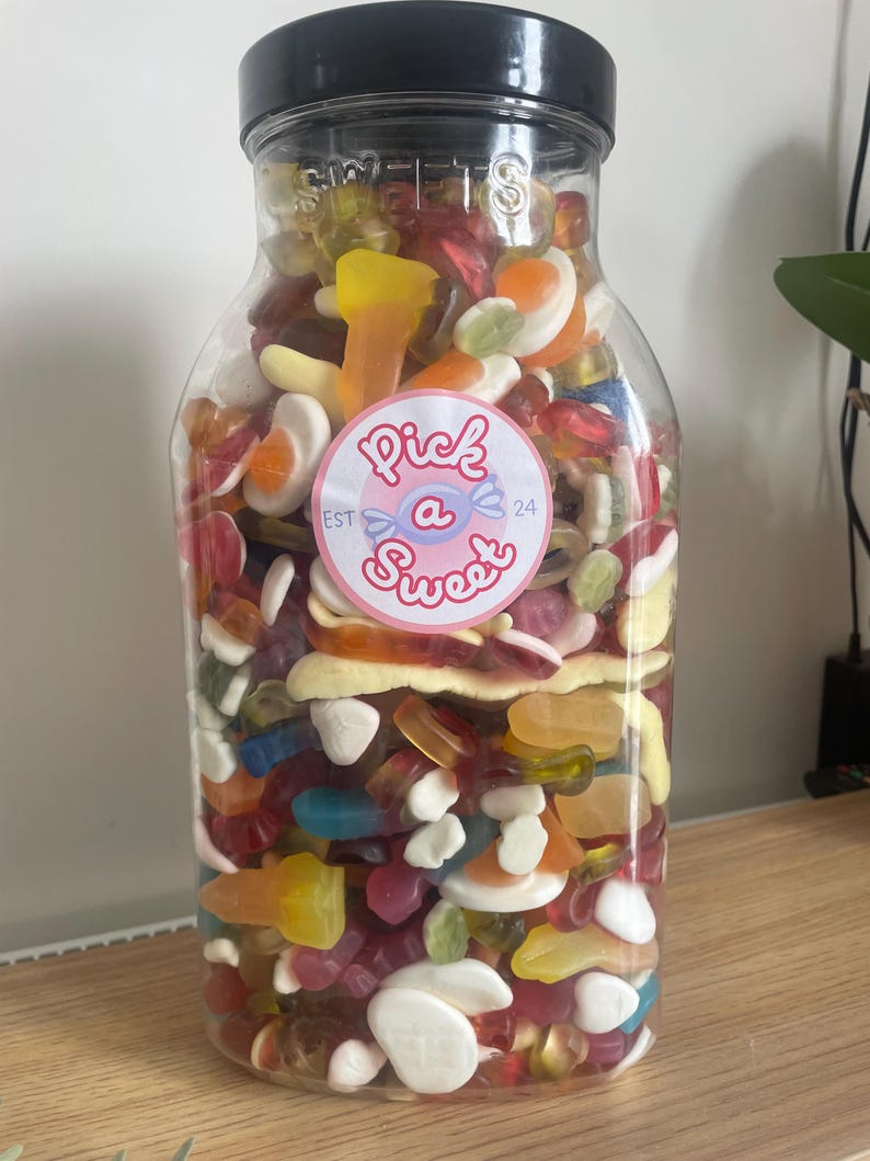 3KG Sweet Jar - Gummy and Foam Mixed Jar With Gold Bears, Friendship Ring, Jelly Snakes & More ...