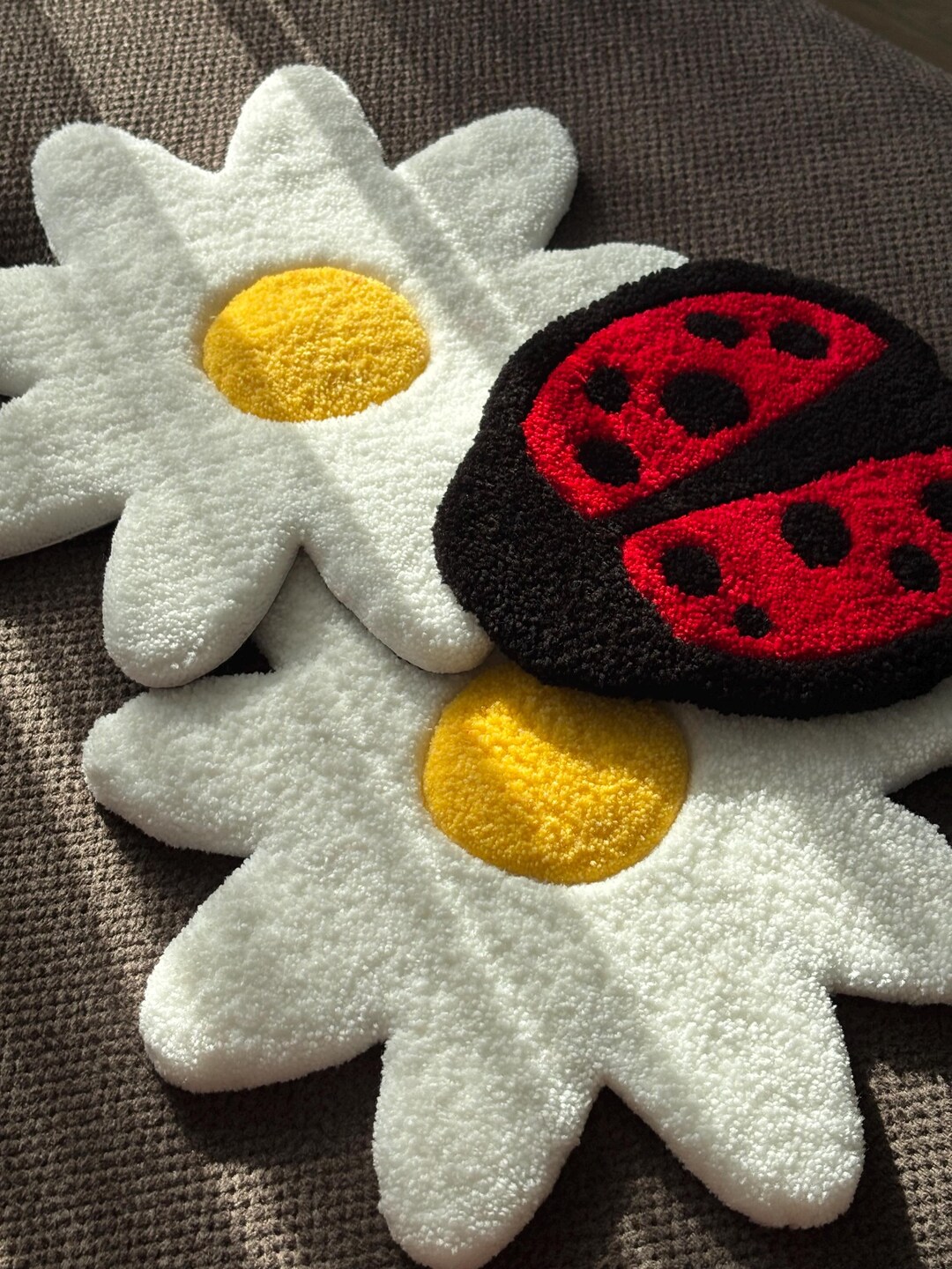Handmade Tufted Rug Set – Daisy Flower & Ladybug Rugs - Etsy