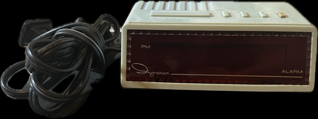 Vintage Ingraham Small Blue Alarm Clock - Etsy