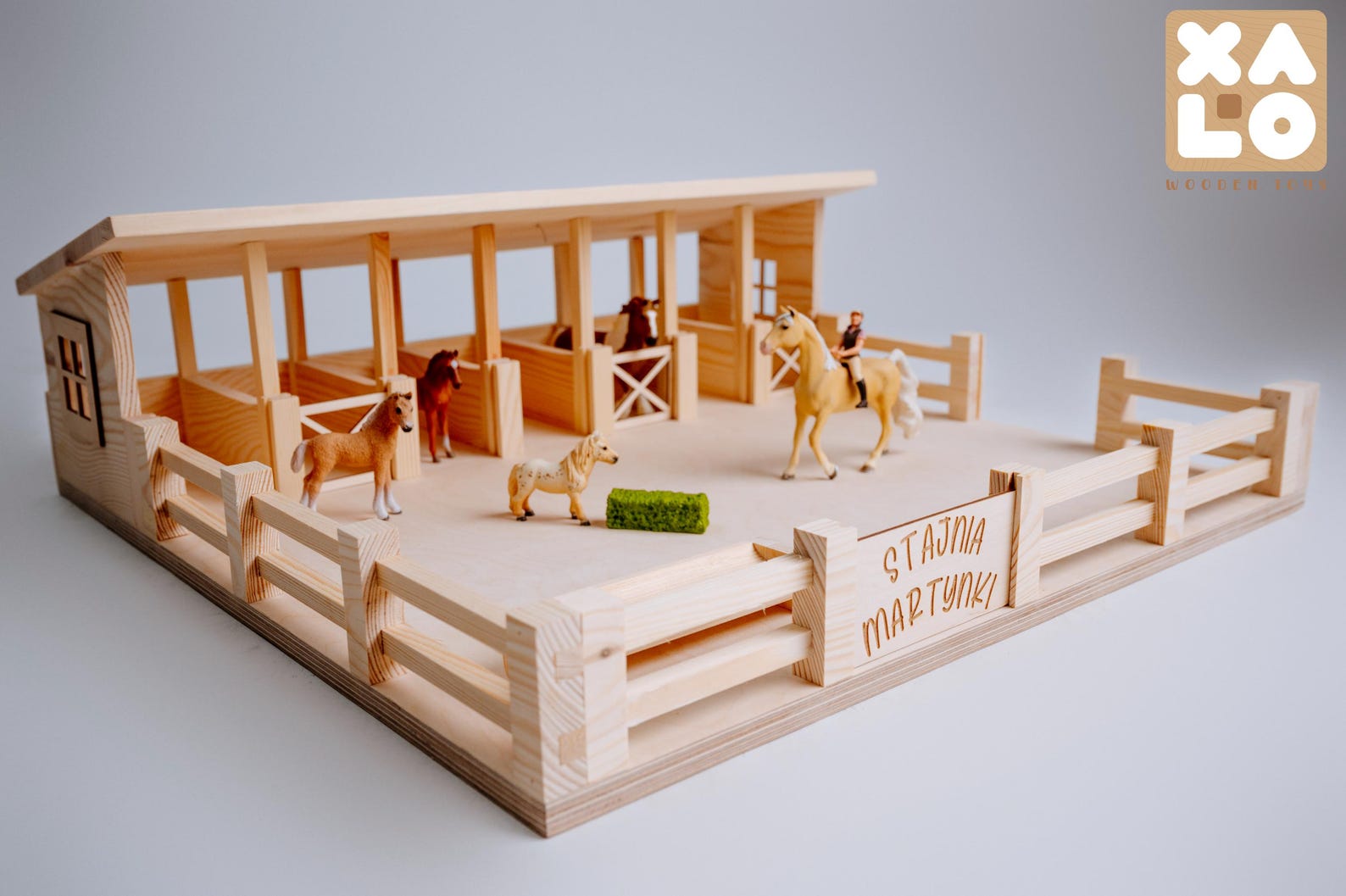 Wooden Horse Stable - Andalusian | 7 Stalls | Natural Wood | Gift for ...