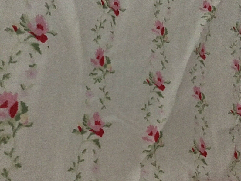 Rachel Ashwell Shabby Chic Couture Ditsy Trails Pink Red Green Rosebud ...