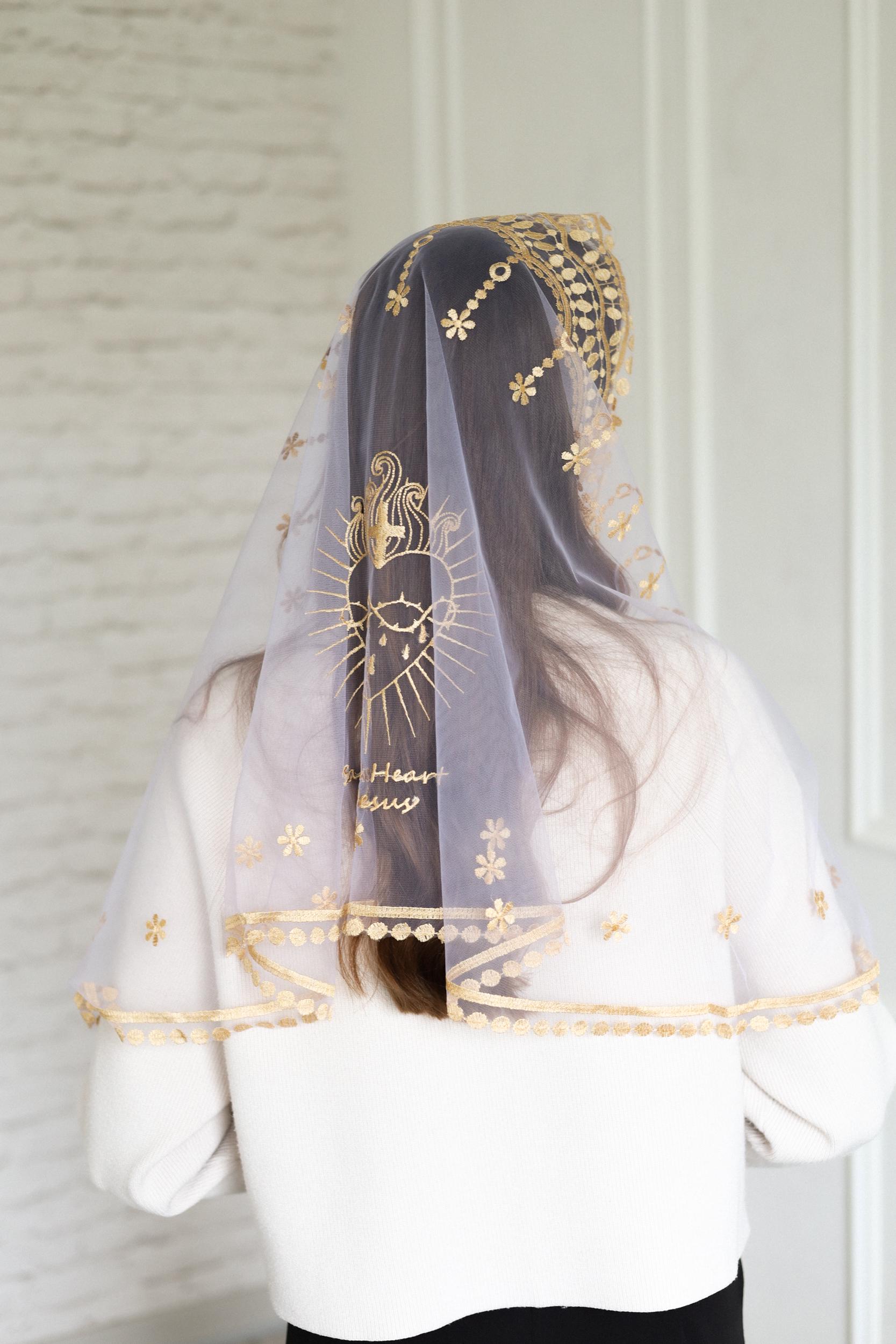 Lace Chapel Veil, Catholic Church Veil, Latin Mass Veils - Etsy