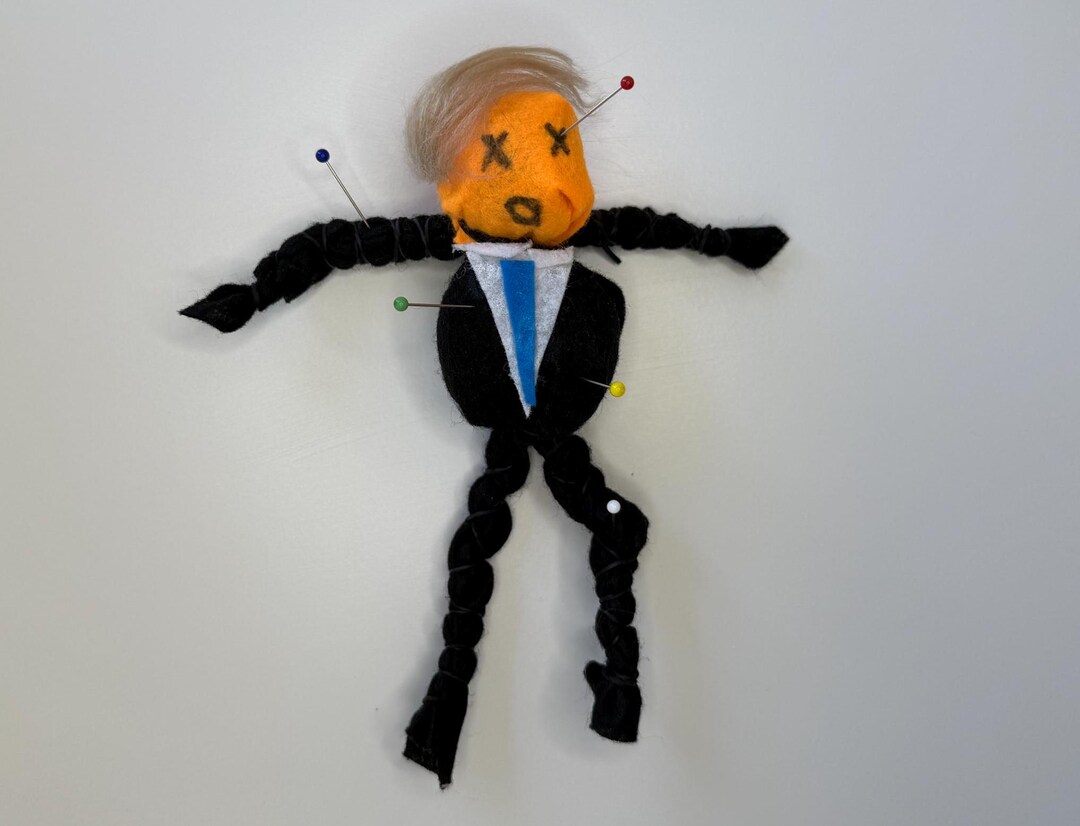 DIY Trump Voodoo Doll Kit - Funny Secret Santa Gift for Stress Relief ...