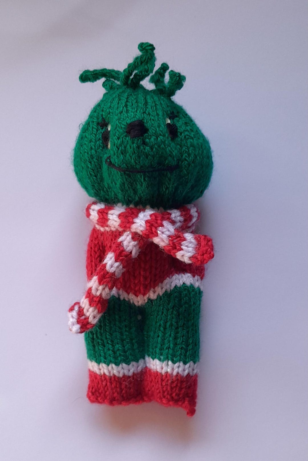 Christmas Grinch Pocket Pal Knitting Pattern knitted in the Round - Etsy