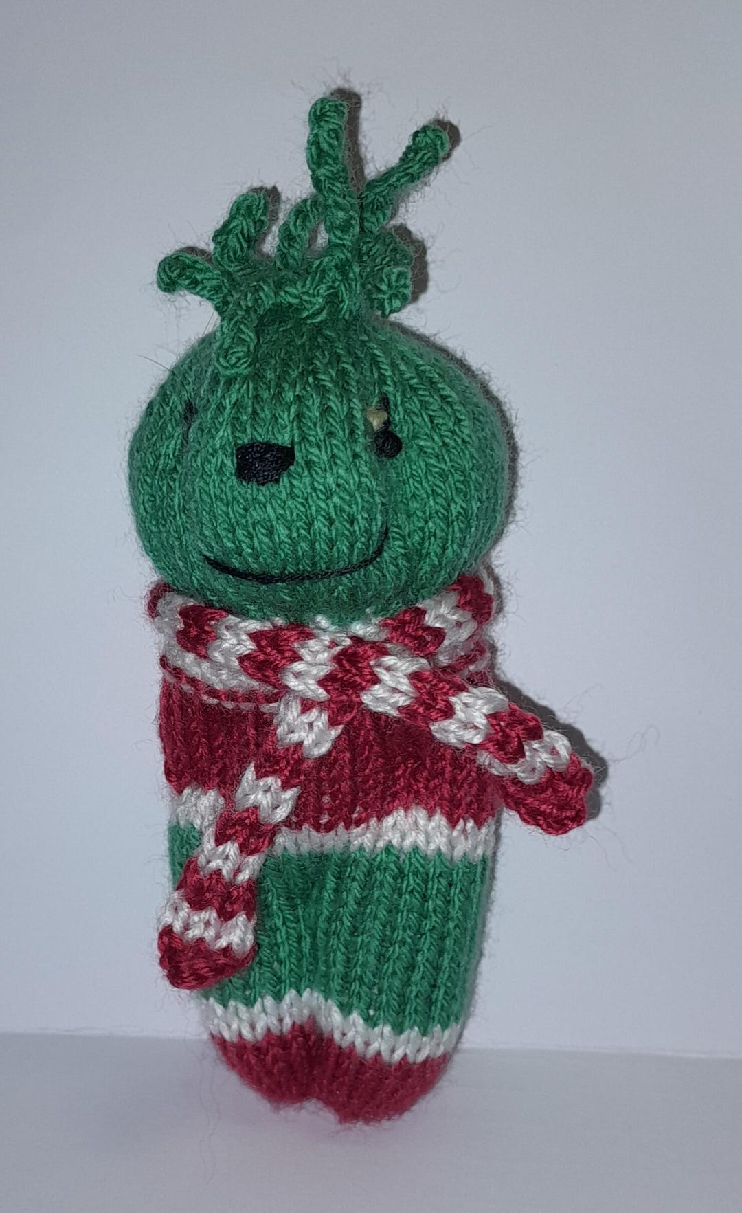 Christmas Grinch Pocket Pal knitted Flat - Etsy