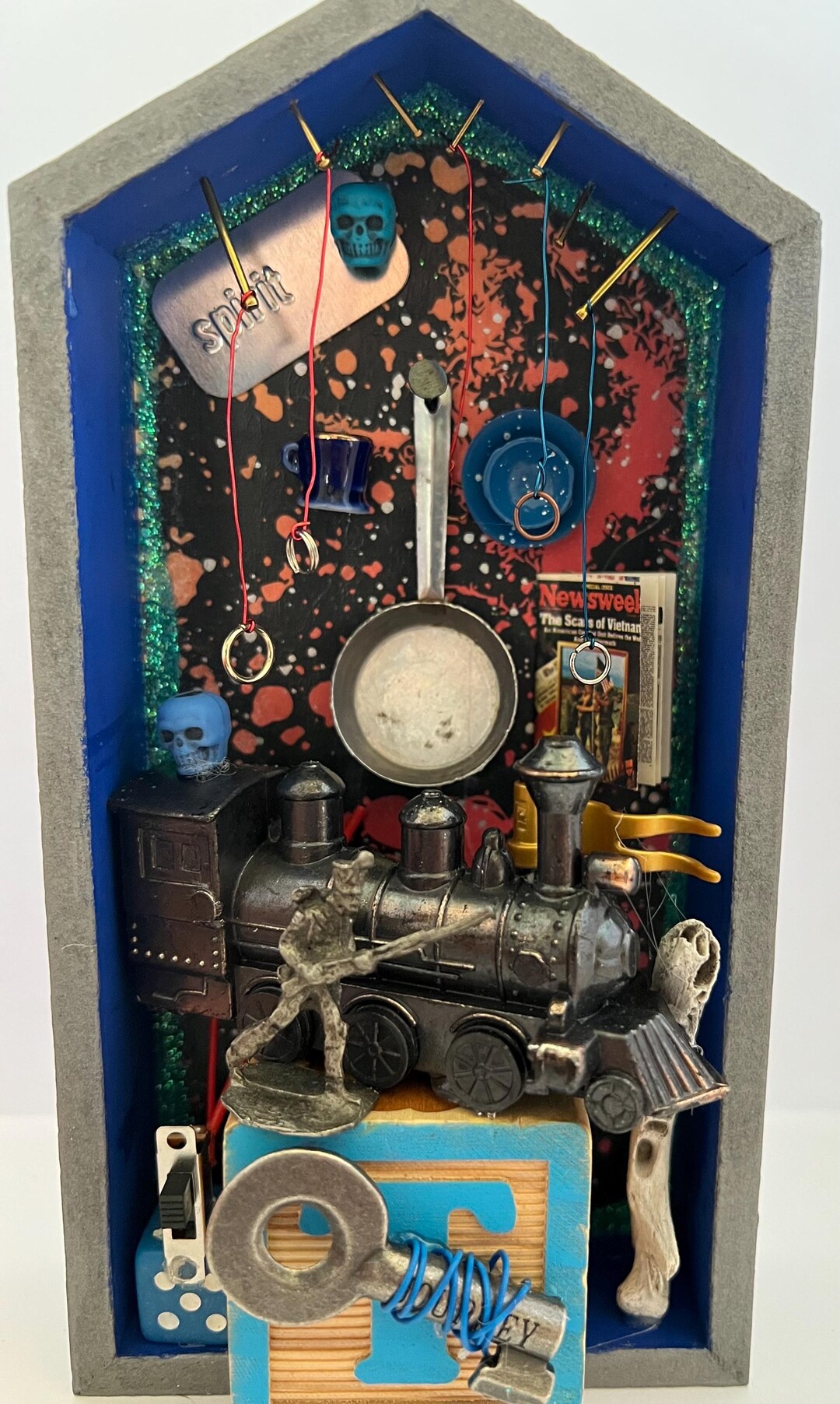 Assemblage Art, Shrine, Nicho, Shadow Box, Mixed Madia, Wall Art - Etsy